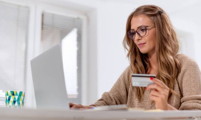 👖¿Cómo escoger ropa de mujer correctamente? – mostra.com.do